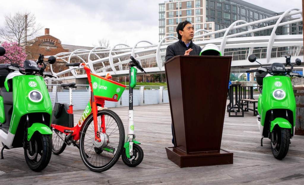 Lime launches e-mopeds with emphasis on rider safety - EVs - MOVEMNT