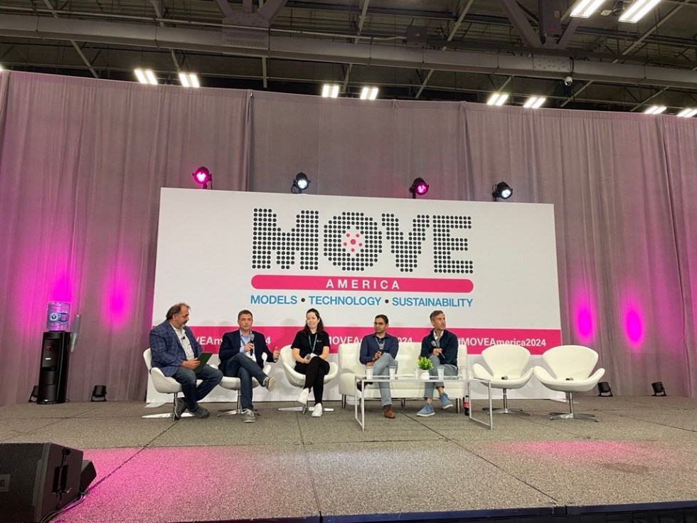 MOVE America - MOVEMNT