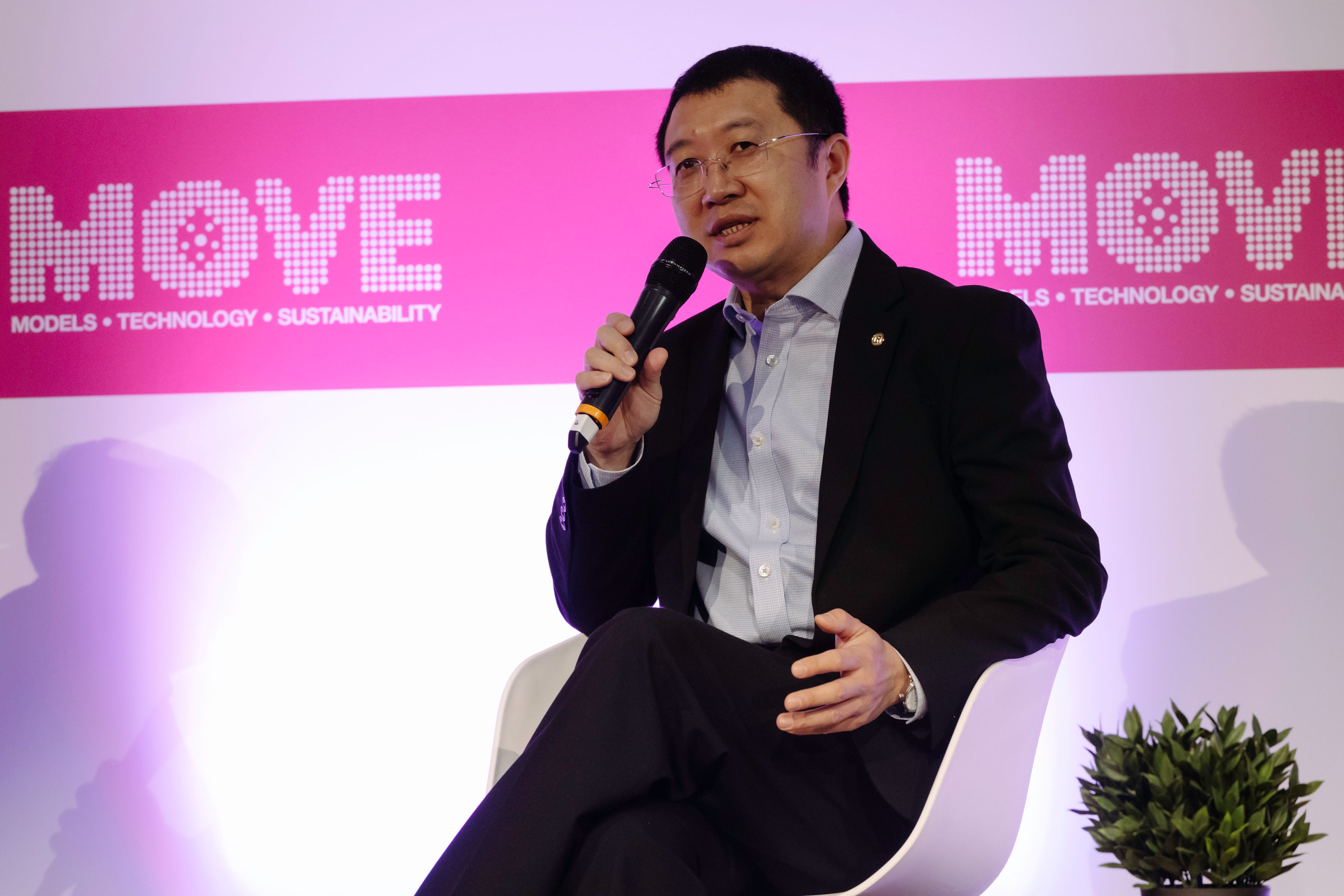 Fireside chat with Tony Han, Founder & CEO of WeRide - Autos - MOVEMNT